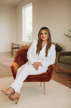 Amelia Valdez City Real Estate En Espanol - Ellis County Home Sale ...